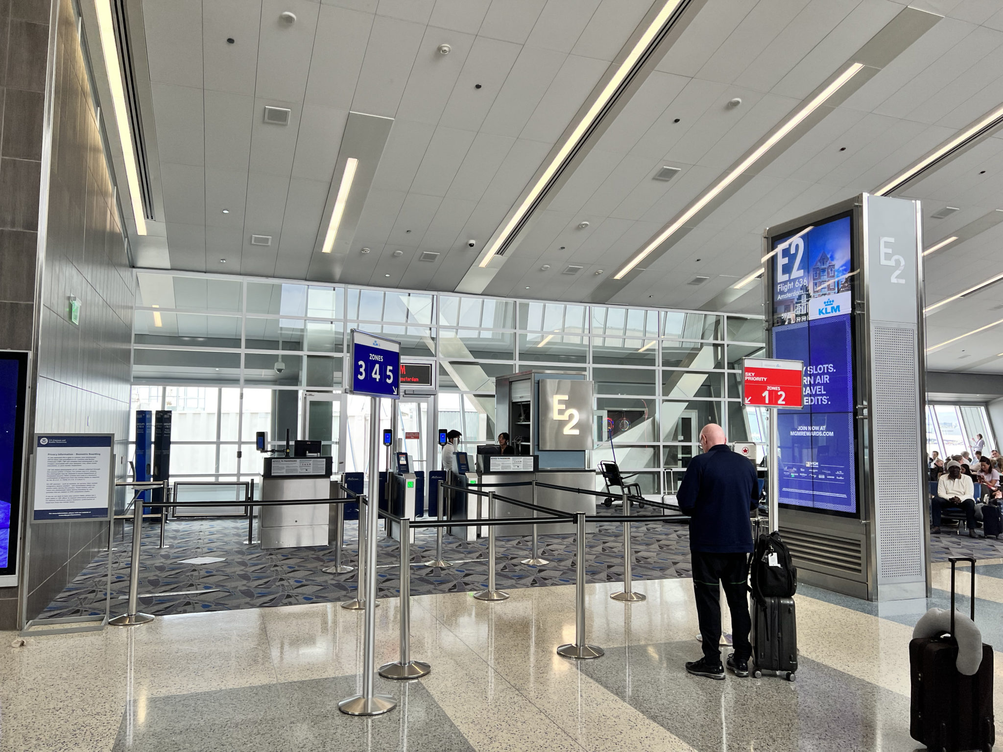 Review: KLM Premium Comfort on the Boeing 787-10 Dreamliner - InsideFlyer