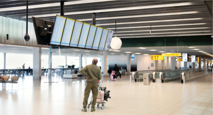 Amsterdam Schiphol Airport Launches Real-Time Arrival Updates