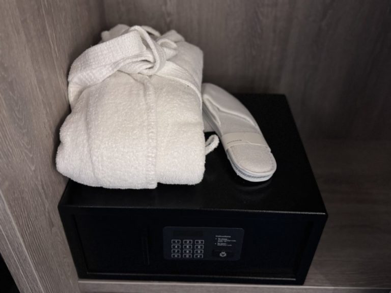 A Comprehensive Review of Courtyard by Marriott Amsterdam Arena Atlas ...